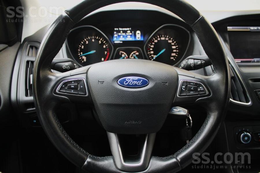 Melns Ford Focus 2016 Ogre, ar dzinēja tilpumu 1.00 L un nobraukumu 89 tūkst. km par 5690 €, foto 12 vietnē AUTOMOTO.COM.LV