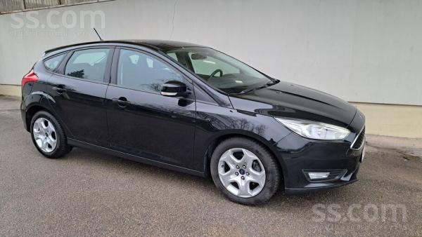 Melns Ford Focus 2017 Ogre, ar dzinēja tilpumu 1.00 L un nobraukumu 99 tūkst. km par 6350 €, foto 1 vietnē AUTOMOTO.COM.LV