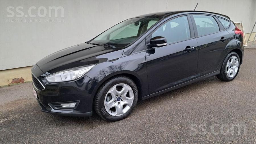 Black Ford Focus 2017 in Ogre, with an engine capacity of 1.00 L and mileage of 99 thousand km for 6450 €, photo 5 on AUTOMOTO.COM.LV
