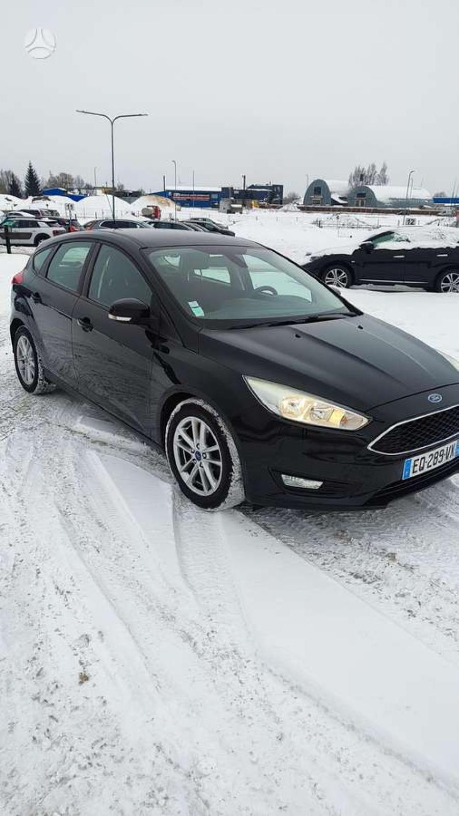 Melns Ford Focus 2017 Tauragė, ar dzinēja tilpumu 1.00 L un nobraukumu 92 tūkst. km par 5400 €, foto 5 vietnē AUTOMOTO.COM.LV