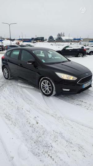 Melns Ford Focus 2017 Tauragė, ar dzinēja tilpumu 1.00 L un nobraukumu 92 tūkst. km par 5400 €, foto 7 vietnē AUTOMOTO.COM.LV