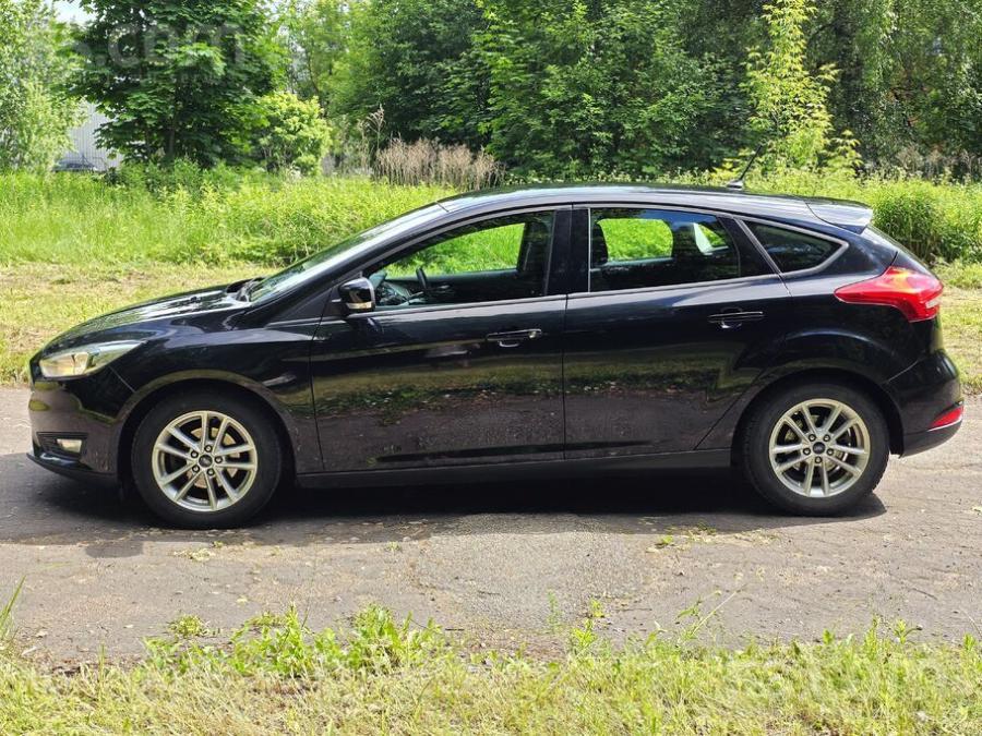 Black Ford Focus 2017 in Riga, with an engine capacity of 1.00 L and mileage of 40 thousand km for 7500 €, photo 4 on AUTOMOTO.COM.LV