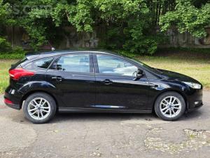 Black Ford Focus 2017 in Riga, with an engine capacity of 1.00 L and mileage of 40 thousand km for 7500 €, photo 5 on AUTOMOTO.COM.LV