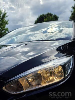 Black Ford Focus 2017 in Riga, with an engine capacity of 1.00 L and mileage of 40 thousand km for 7500 €, photo 9 on AUTOMOTO.COM.LV