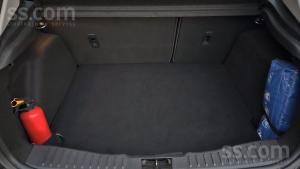 Black Ford Focus 2017 in Riga, with an engine capacity of 1.00 L and mileage of 40 thousand km for 7500 €, photo 13 on AUTOMOTO.COM.LV