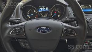 Black Ford Focus 2017 in Riga, with an engine capacity of 1.00 L and mileage of 40 thousand km for 7500 €, photo 14 on AUTOMOTO.COM.LV