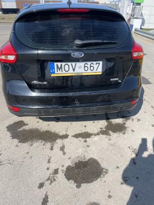 Melns Ford Focus 2017 Utena, ar dzinēja tilpumu 1.00 L un nobraukumu 251 tūkst. km par 4900 €, foto 4 vietnē AUTOMOTO.COM.LV