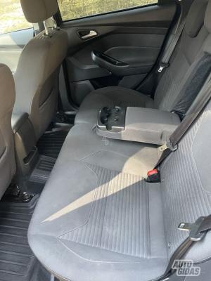 Melns Ford Focus 2017 Utena, ar dzinēja tilpumu 1.00 L un nobraukumu 251 tūkst. km par 4900 €, foto 11 vietnē AUTOMOTO.COM.LV