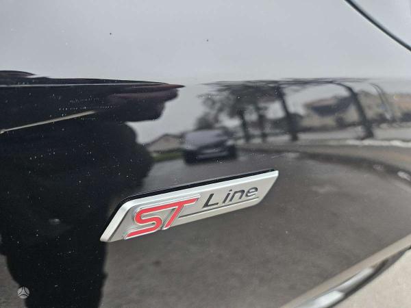 Melns Ford Focus 2018 Šauļi, ar dzinēja tilpumu 1.00 L un nobraukumu 167 tūkst. km par 8750 €, foto 11 vietnē AUTOMOTO.COM.LV