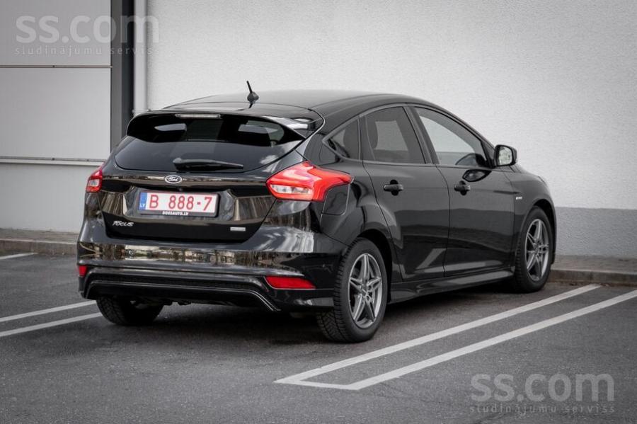 Melns Ford Focus 2018 Rīga, ar dzinēja tilpumu 1.00 L un nobraukumu 125 tūkst. km par 9775 €, foto 5 vietnē AUTOMOTO.COM.LV