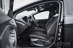 Melns Ford Focus 2018 Rīga, ar dzinēja tilpumu 1.00 L un nobraukumu 125 tūkst. km par 9775 €, foto 10 vietnē AUTOMOTO.COM.LV