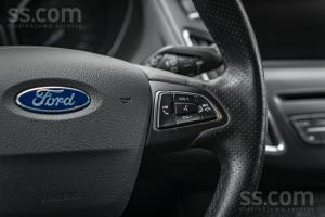 Melns Ford Focus 2018 Rīga, ar dzinēja tilpumu 1.00 L un nobraukumu 125 tūkst. km par 9775 €, foto 19 vietnē AUTOMOTO.COM.LV