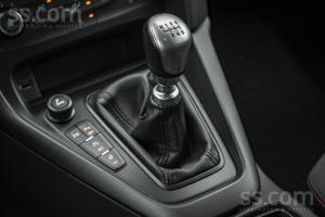 Melns Ford Focus 2018 Rīga, ar dzinēja tilpumu 1.00 L un nobraukumu 125 tūkst. km par 9250 €, foto 21 vietnē AUTOMOTO.COM.LV
