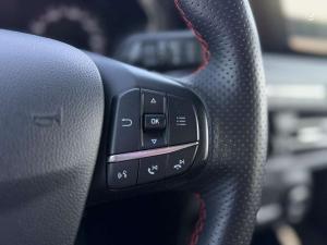 Melns Ford Focus 2018 Šauļi, ar dzinēja tilpumu 1.00 L un nobraukumu 168 tūkst. km par 8250 €, foto 19 vietnē AUTOMOTO.COM.LV