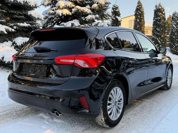 Black Ford Focus 2019 in Utena, with an engine capacity of 1.50 L and mileage of 183 thousand km for 8650 €, photo 6 on AUTOMOTO.COM.LV