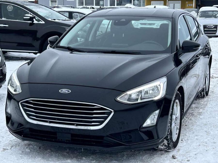 Black Ford Focus 2019 in Kretinga, with an engine capacity of 1.00 L and mileage of 116 thousand km for 7900 €, photo 4 on AUTOMOTO.COM.LV