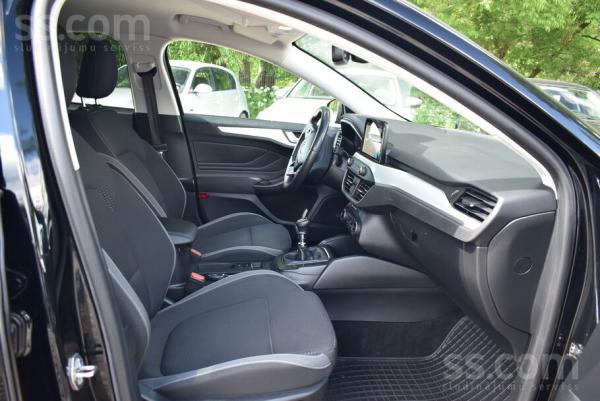 Melns Ford Focus 2019 Kuldīga, ar dzinēja tilpumu 1.50 L un nobraukumu 0 tūkst. km par 12490 €, foto 5 vietnē AUTOMOTO.COM.LV