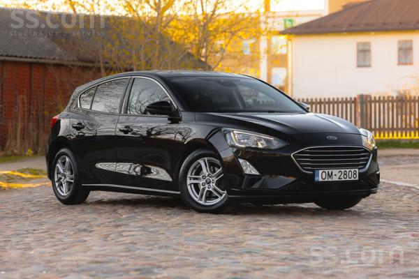 Black Ford Focus 2019 in Jelgava, with an engine capacity of 1.50 L and mileage of 0 thousand km for 7990 €, photo 1 on AUTOMOTO.COM.LV