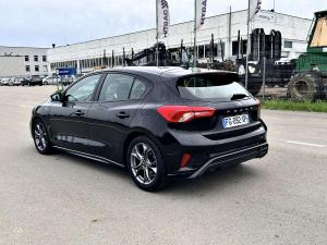 Black Ford Focus 2019 in Panevezys, with an engine capacity of 1.50 L and mileage of 211 thousand km for 8790 €, photo 8 on AUTOMOTO.COM.LV