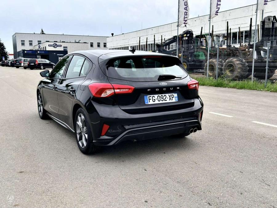 Black Ford Focus 2019 in Panevezys, with an engine capacity of 1.50 L and mileage of 211 thousand km for 8790 €, photo 10 on AUTOMOTO.COM.LV
