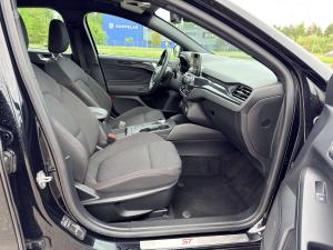 Black Ford Focus 2019 in Panevezys, with an engine capacity of 1.50 L and mileage of 211 thousand km for 8790 €, photo 17 on AUTOMOTO.COM.LV