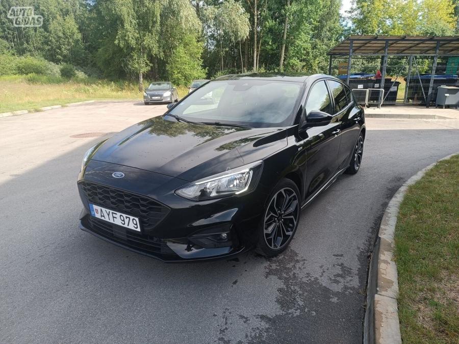 Black Ford Focus 2019 in Siauliai, with an engine capacity of 1.00 L and mileage of 215 thousand km for 7100 €, photo 4 on AUTOMOTO.COM.LV