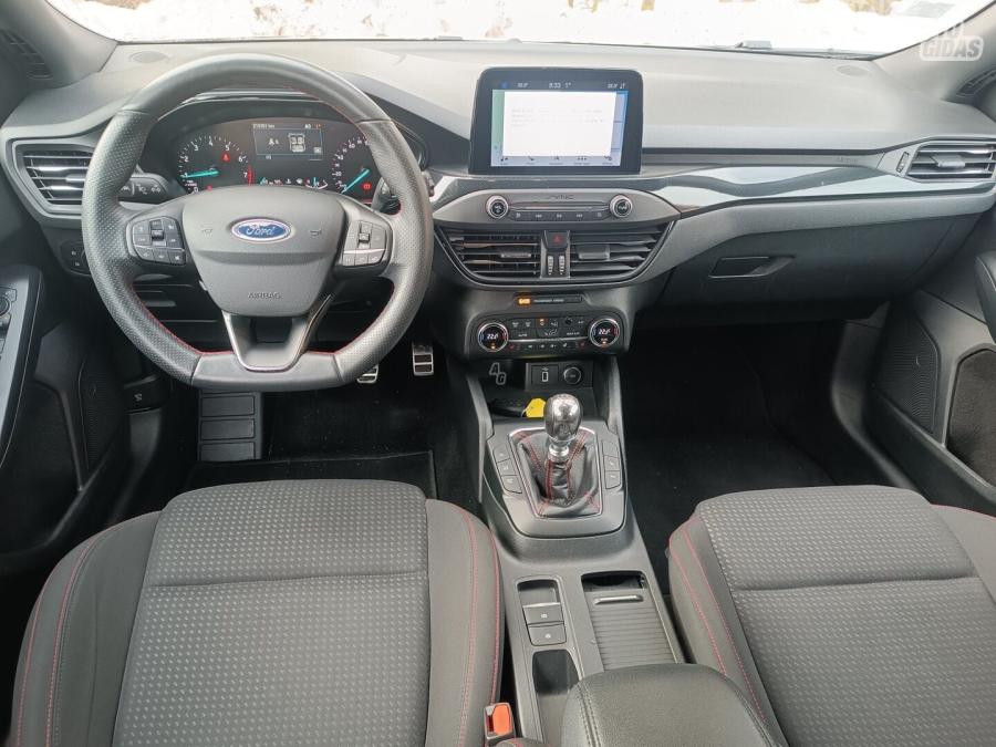 Black Ford Focus 2019 in Siauliai, with an engine capacity of 1.00 L and mileage of 215 thousand km for 7100 €, photo 17 on AUTOMOTO.COM.LV