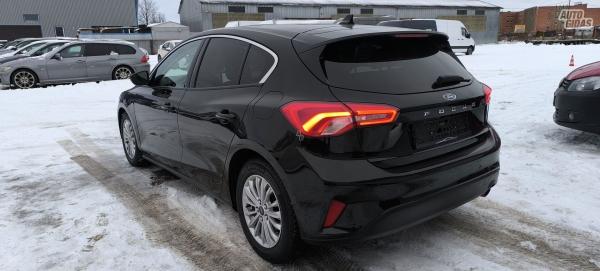 Black Ford Focus 2020 in Siauliai, with an engine capacity of 1.50 L and mileage of 243 thousand km for 10150 €, photo 6 on AUTOMOTO.COM.LV