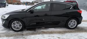 Black Ford Focus 2020 in Siauliai, with an engine capacity of 1.50 L and mileage of 243 thousand km for 10150 €, photo 8 on AUTOMOTO.COM.LV