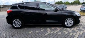 Black Ford Focus 2020 in Siauliai, with an engine capacity of 1.50 L and mileage of 243 thousand km for 9650 €, photo 8 on AUTOMOTO.COM.LV