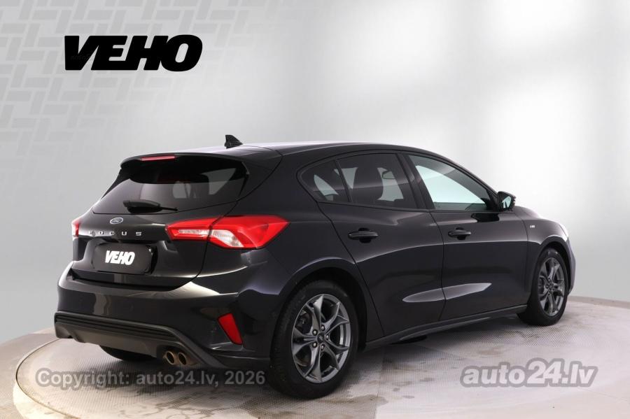 Melns Ford Focus 2021 Tallina, ar dzinēja tilpumu 1.00 L un nobraukumu 65 tūkst. km par 13900 €, foto 3 vietnē AUTOMOTO.COM.LV