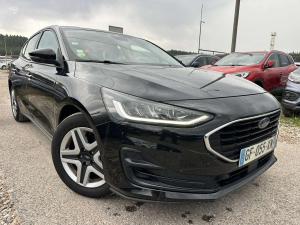 Black Ford Focus 2022 in Vilnius, with an engine capacity of 1.50 L and mileage of 154 thousand km for 10526 €, photo 3 on AUTOMOTO.COM.LV