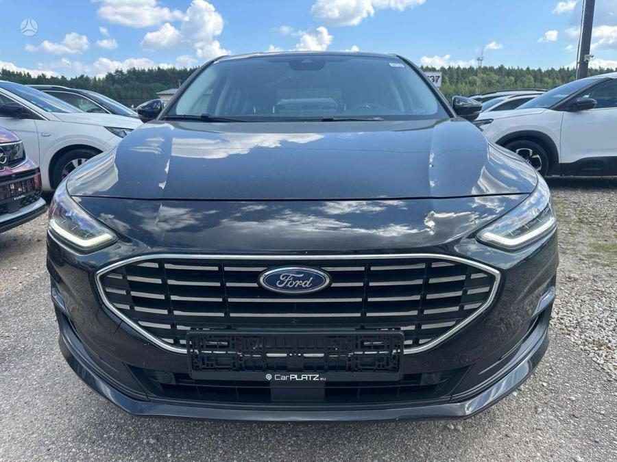 Black Ford Focus 2023 in Vilnius, with an engine capacity of 1.00 L and mileage of 151 thousand km for 11300 €, photo 4 on AUTOMOTO.COM.LV
