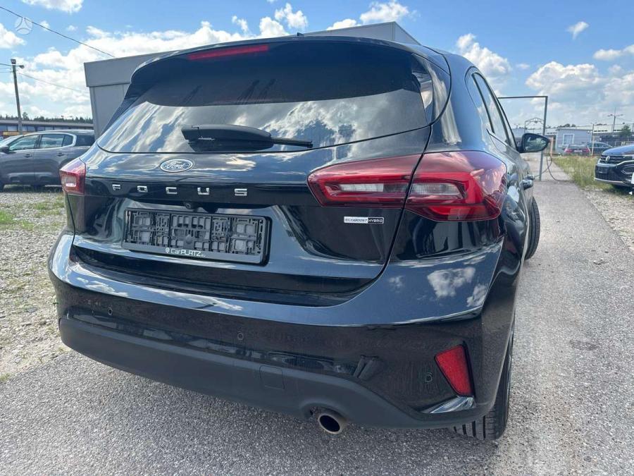 Black Ford Focus 2023 in Vilnius, with an engine capacity of 1.00 L and mileage of 151 thousand km for 11300 €, photo 10 on AUTOMOTO.COM.LV