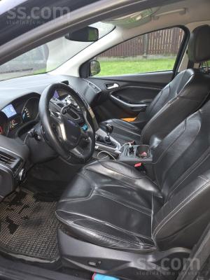 Melns Ford Focus 2012 Bauska, ar dzinēja tilpumu 1.60 L un nobraukumu 460 tūkst. km par 2800 €, foto 5 vietnē AUTOMOTO.COM.LV