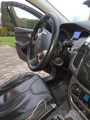 Melns Ford Focus 2012 Bauska, ar dzinēja tilpumu 1.60 L un nobraukumu 460 tūkst. km par 2800 €, foto 7 vietnē AUTOMOTO.COM.LV