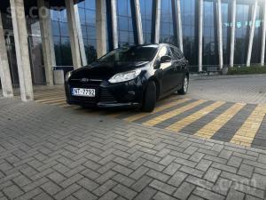 Melns Ford Focus 2014 Tukums, ar dzinēja tilpumu 1.60 L un nobraukumu 306 tūkst. km par 2650 €, foto  vietnē AUTOMOTO.COM.LV