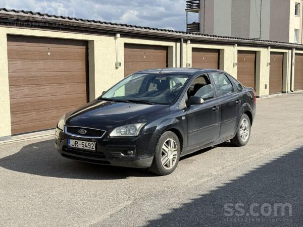 Melns Ford Focus 2007 Rīga, ar dzinēja tilpumu 1.60 L un nobraukumu 284 tūkst. km par 600 €, foto 1 vietnē AUTOMOTO.COM.LV