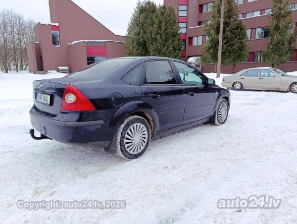 Black Ford Focus 2007 in Tallinn, with an engine capacity of 1.60 L and mileage of 287 thousand km for 1499 €, photo 5 on AUTOMOTO.COM.LV