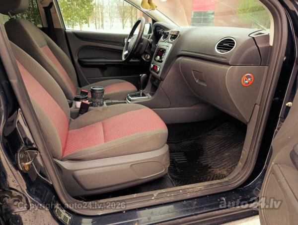 Black Ford Focus 2007 in Tallinn, with an engine capacity of 1.60 L and mileage of 287 thousand km for 1499 €, photo 9 on AUTOMOTO.COM.LV