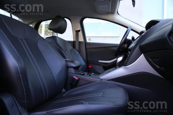 Melns Ford Focus 2013 Rīga, ar dzinēja tilpumu 2.00 L un nobraukumu 0 tūkst. km par 3795 €, foto 3 vietnē AUTOMOTO.COM.LV