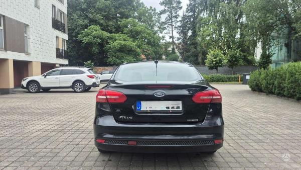 Black Ford Focus 2016 in Klaipeda, with an engine capacity of 2.00 L and mileage of 130 thousand km for 3499 €, photo 7 on AUTOMOTO.COM.LV