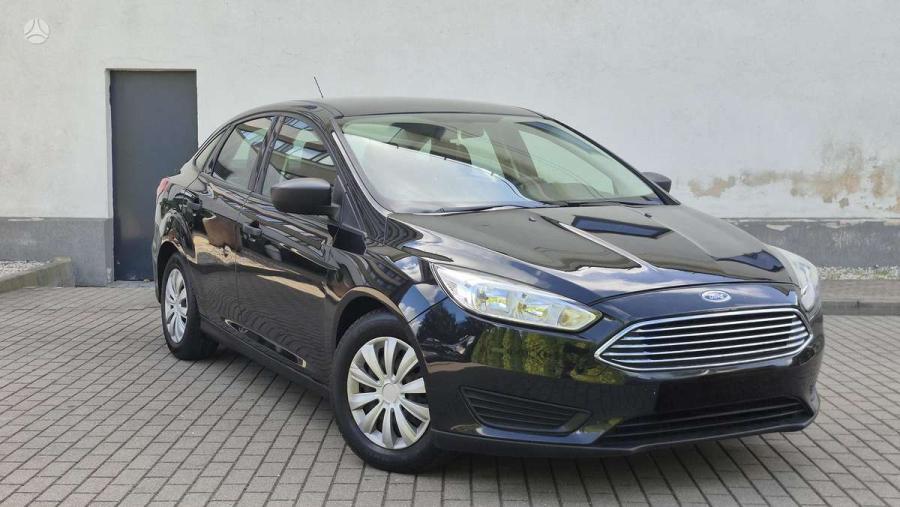 Black Ford Focus 2016 in Klaipeda, with an engine capacity of 2.00 L and mileage of 130 thousand km for 3599 €, photo 7 on AUTOMOTO.COM.LV
