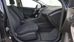 Black Ford Focus 2016 in Klaipeda, with an engine capacity of 2.00 L and mileage of 130 thousand km for 3599 €, photo 20 on AUTOMOTO.COM.LV