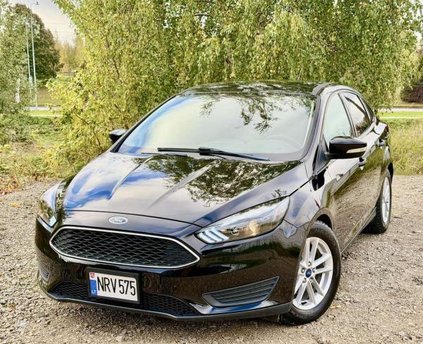 Melns Ford Focus 2017 Šauļi, ar dzinēja tilpumu 2.00 L un nobraukumu 172 tūkst. km par 5999 €, foto 3 vietnē AUTOMOTO.COM.LV
