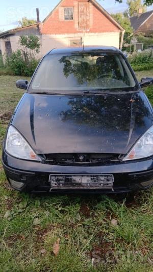 Black Ford Focus 2000 in Ludza, with an engine capacity of 1.80 L and mileage of 395 thousand km for 1200 €, photo 8 on AUTOMOTO.COM.LV