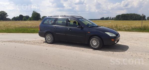 Black Ford Focus 2000 in Jekabpils, with an engine capacity of 1.60 L and mileage of 336 thousand km for 750 €, photo 2 on AUTOMOTO.COM.LV