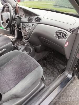 Black Ford Focus 2000 in Riga, with an engine capacity of 1.60 L and mileage of 275 thousand km for 500 €, photo 12 on AUTOMOTO.COM.LV