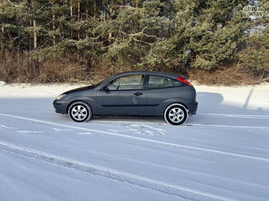 Черный Форд Фокус 2002 в Аникщяй, объемом двигателя 1.80 л и пробегом 309 тыс. км за 460 €, фото 2 на AUTOMOTO.COM.LV