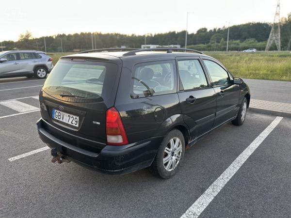 Melns Ford Focus 2004 Kauņa, ar dzinēja tilpumu 1.80 L un nobraukumu 321 tūkst. km par 499 €, foto 5 vietnē AUTOMOTO.COM.LV
